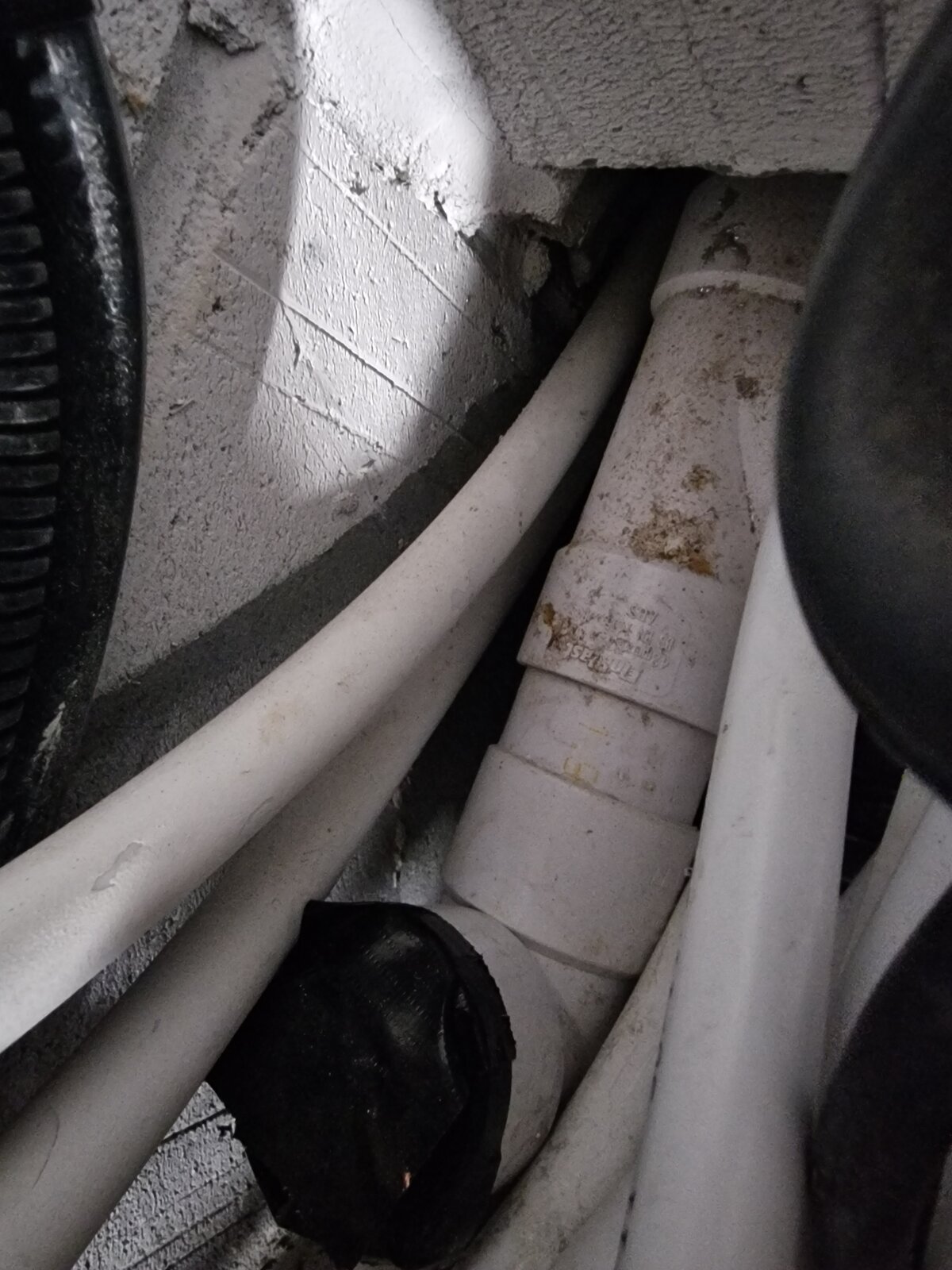 Ideas for connecting to a hard to get waste pipe | DIYnot Forums