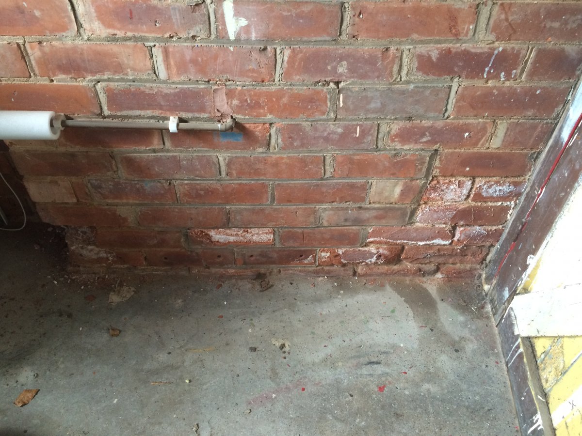 Chimney Leaking | DIYnot Forums