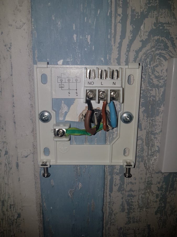 Newlec to Centre Room Stat Wiring | DIYnot Forums