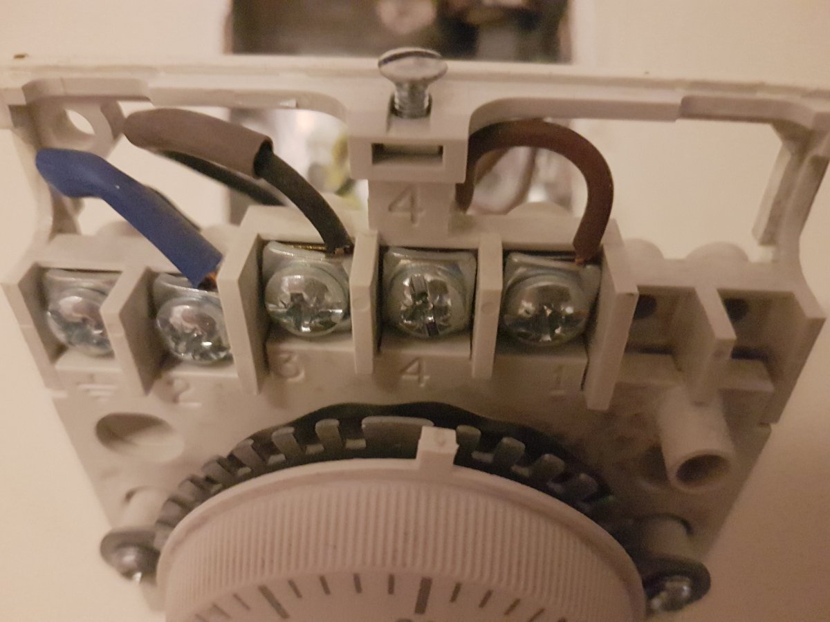 Replace honeywell wall stat with hive wiring | DIYnot Forums