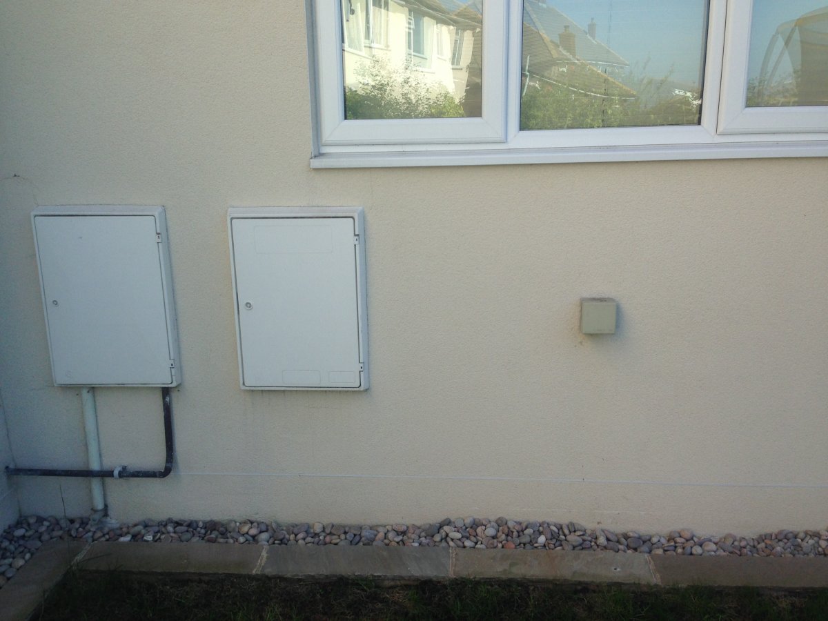 Garden electrics question | DIYnot Forums