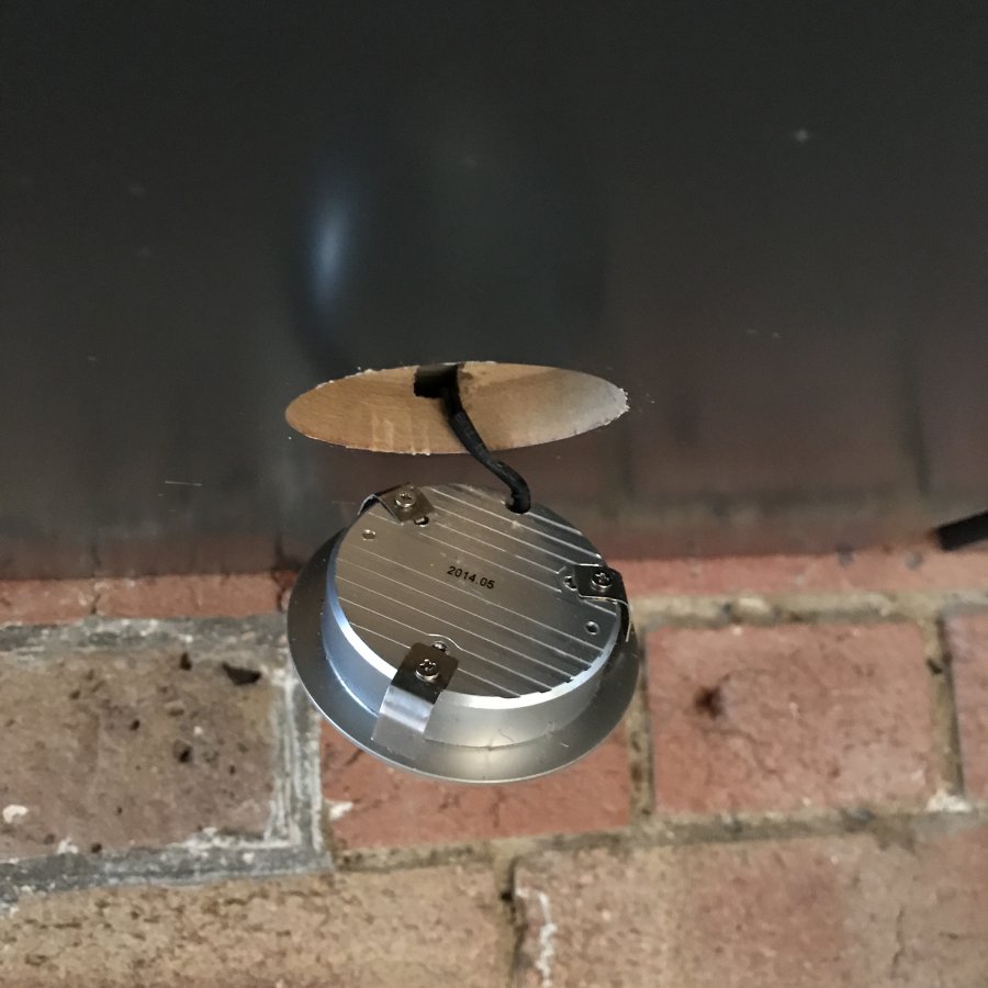 How to change a lightbulb? | DIYnot Forums