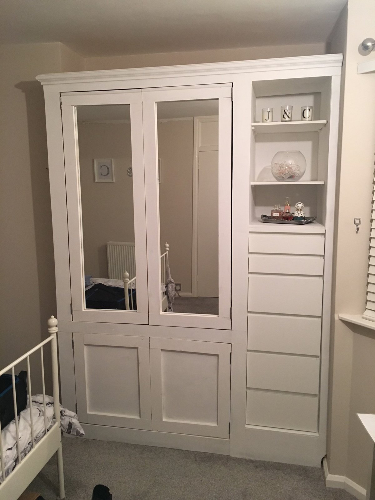 wardrobe door hanging | DIYnot Forums