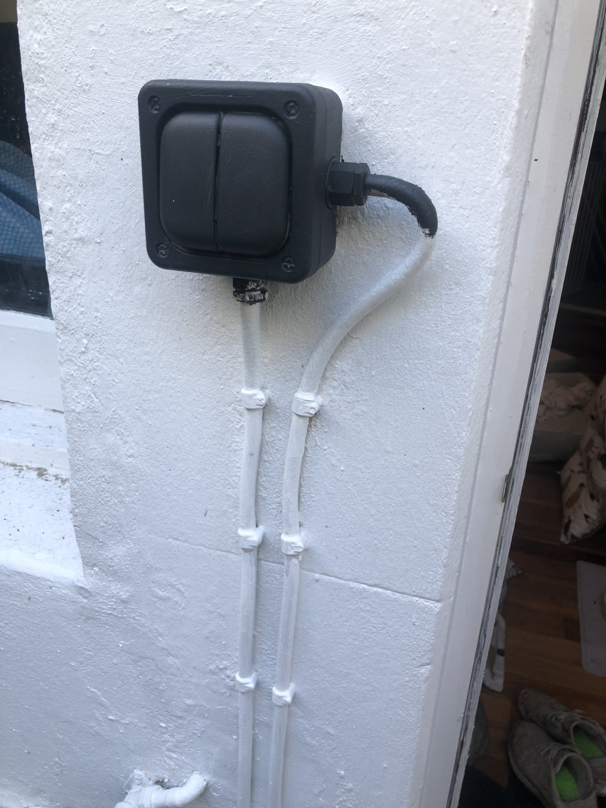 Removal of one outside light circuit | DIYnot Forums