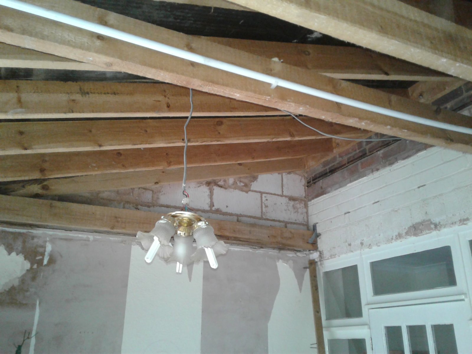 Top ventilation for air gap in kitchen extension | DIYnot Forums