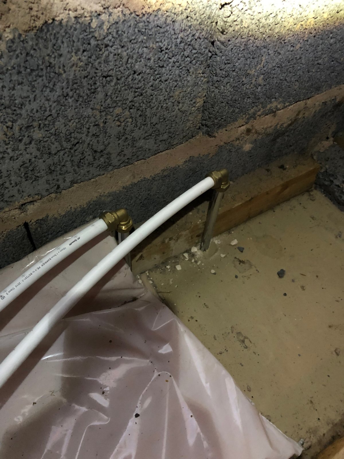 Odd pumped shower problem. | DIYnot Forums