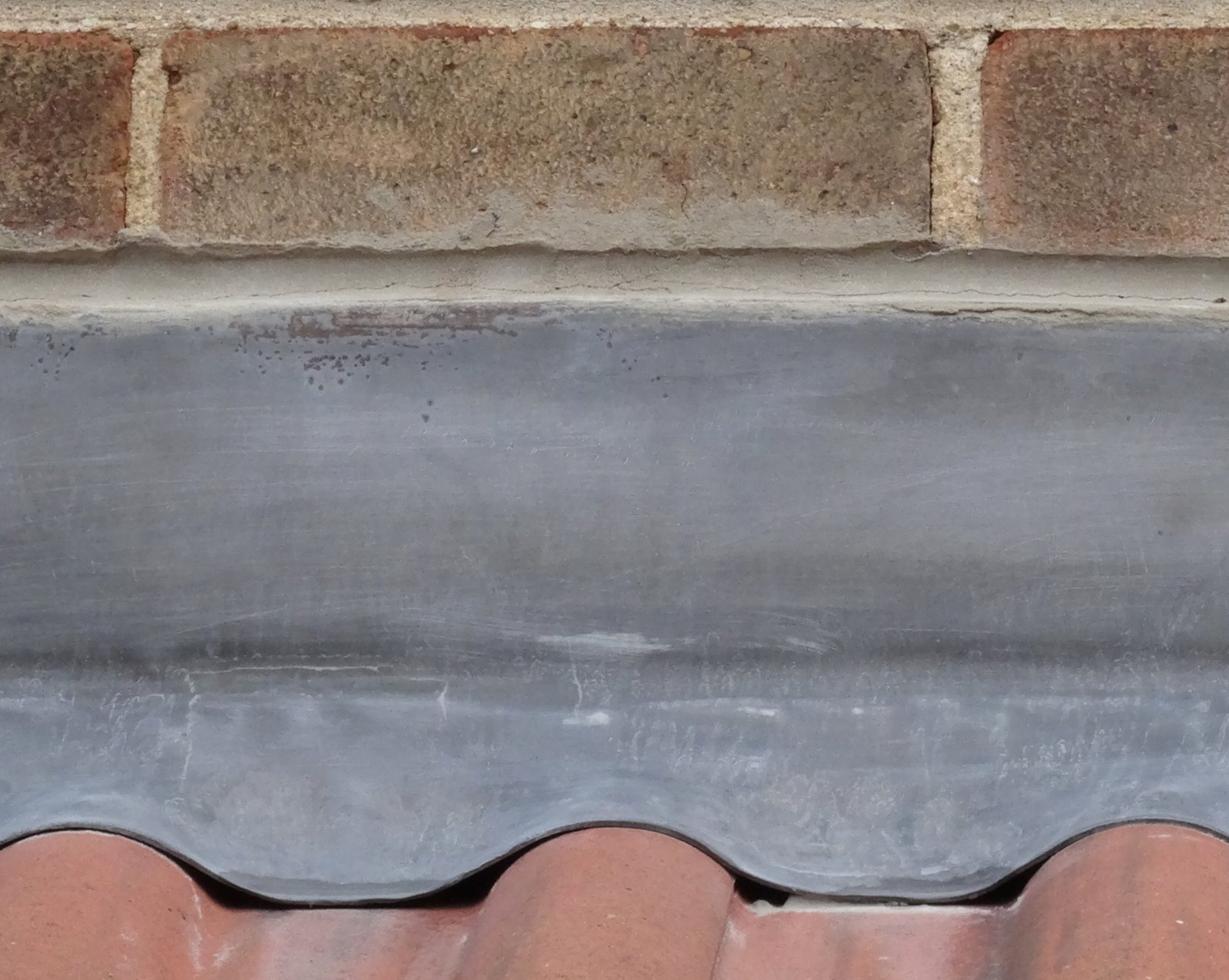 Lead flashing discolouration/cleaning | DIYnot Forums