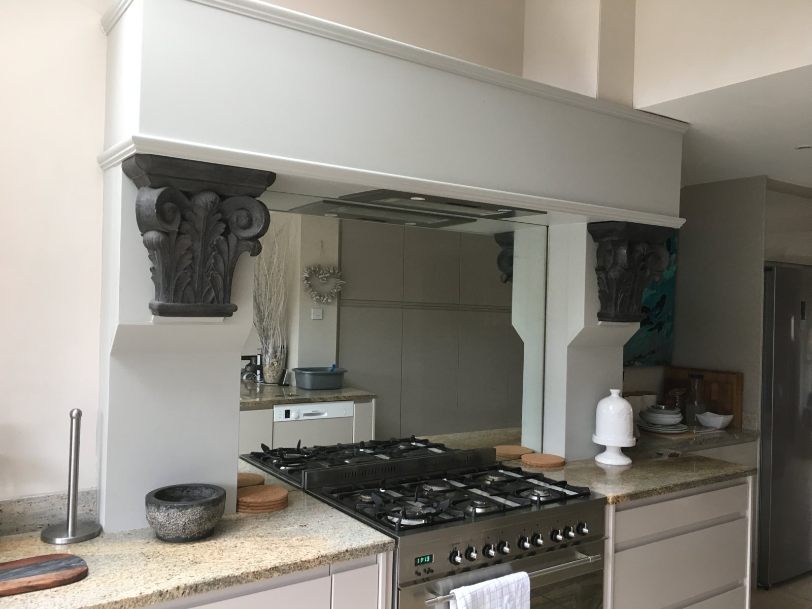 Creating a kitchen range cooker surround / fake chimney | DIYnot Forums