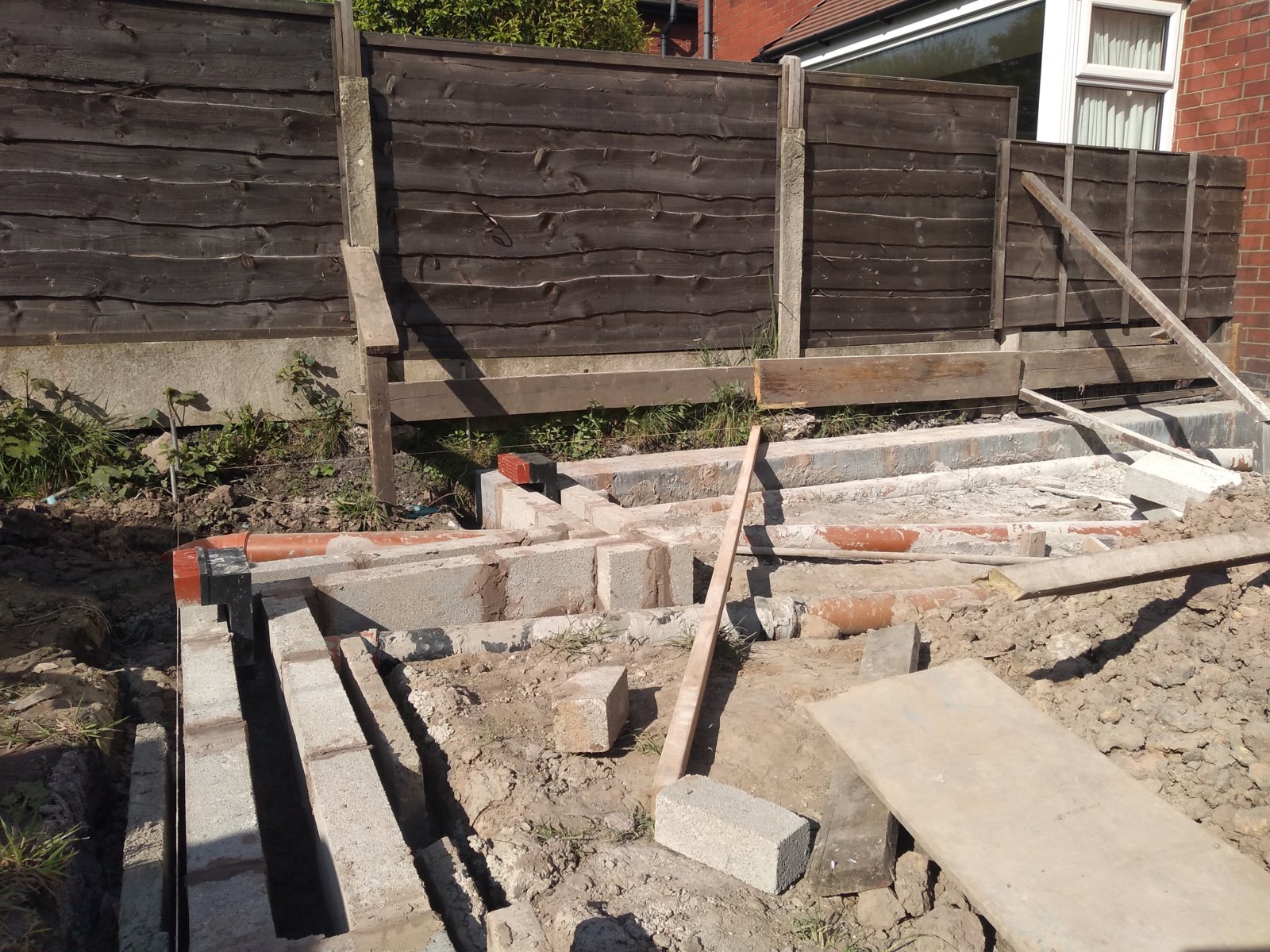 Help with ground level/dpc/dpm | DIYnot Forums