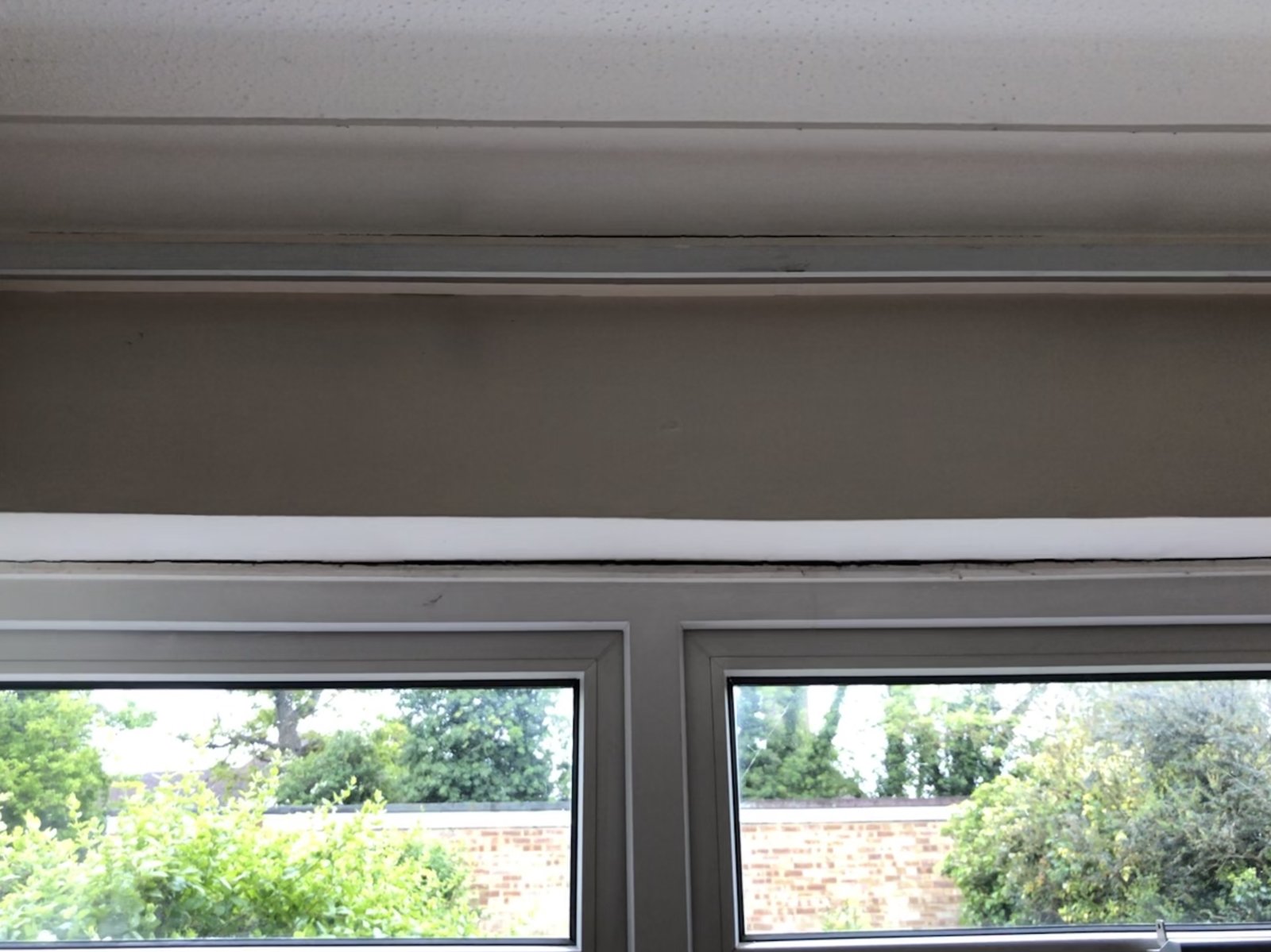 Gap between upvc window and external wall | DIYnot Forums