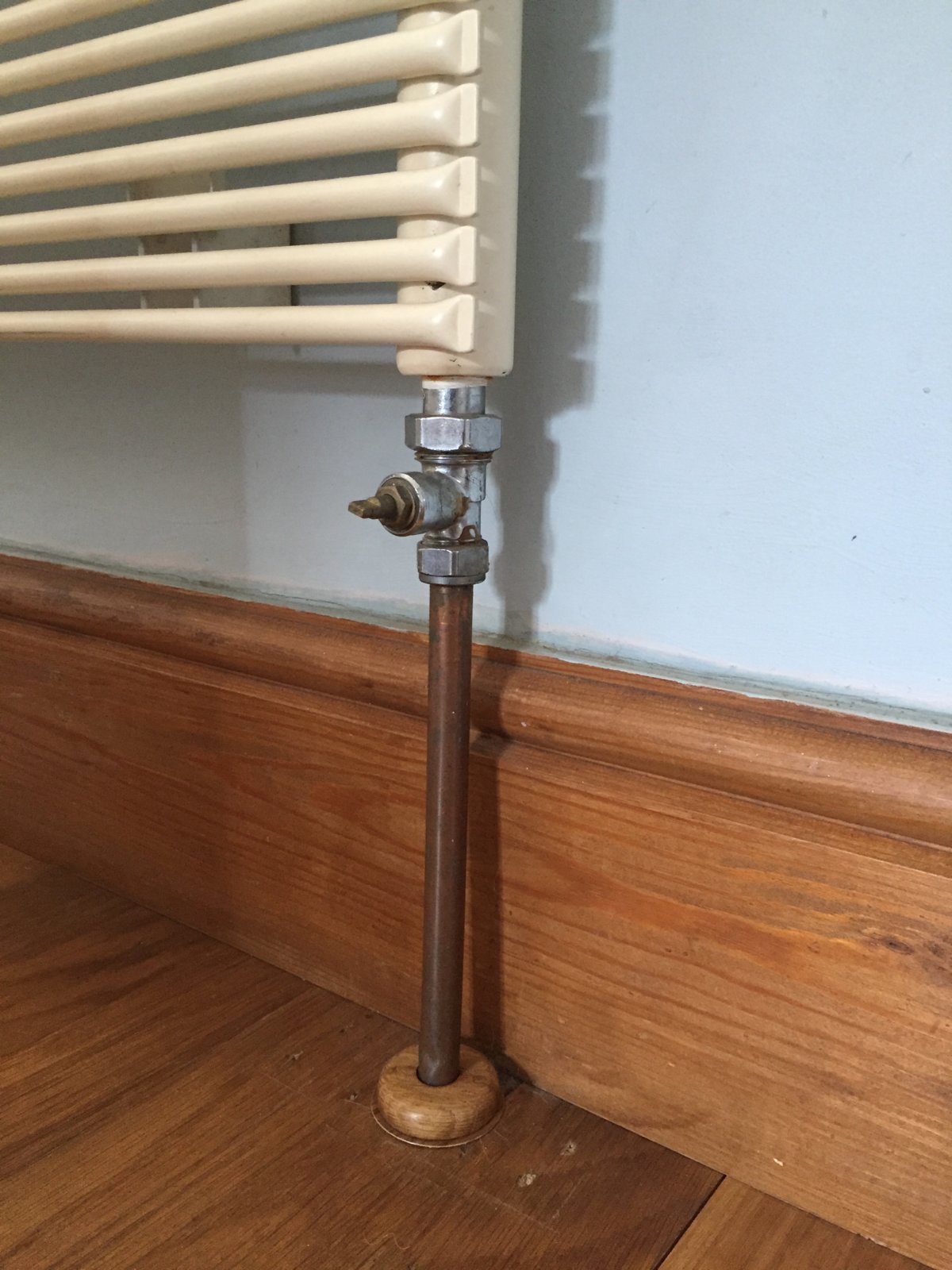 Danfoss TRV and Bosch Radiator | DIYnot Forums