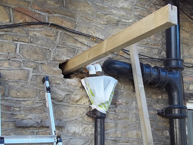Fitting Air bricks in a solid stone wall | DIYnot Forums
