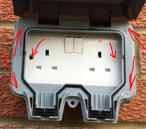 Outdoor socket troubleshooting? | DIYnot Forums