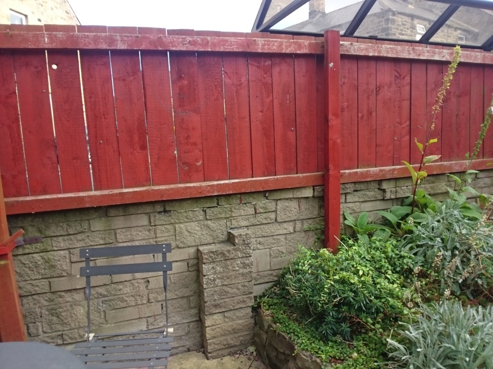 Need advice for improving garden fence | DIYnot Forums