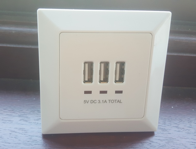 Mains USB socket without electrical socket? | Page 2 | DIYnot Forums