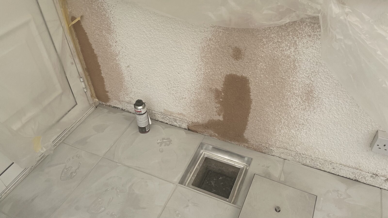 Is this bonding plaster dry? | DIYnot Forums