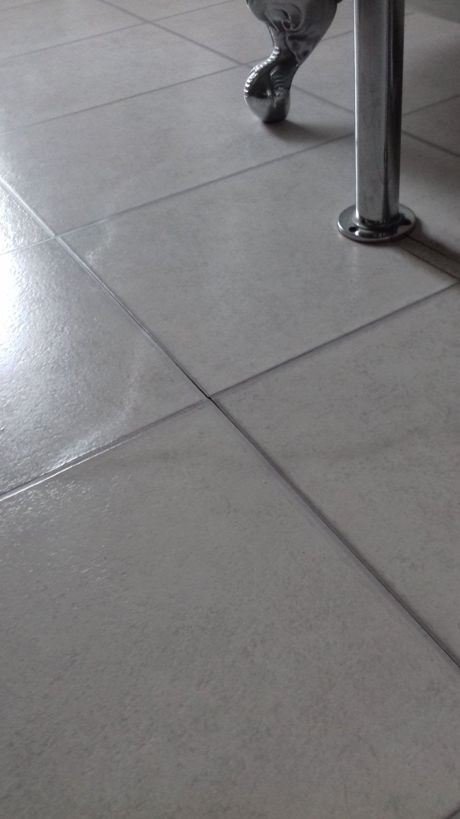 Advice needed on bathroom flooring | DIYnot Forums