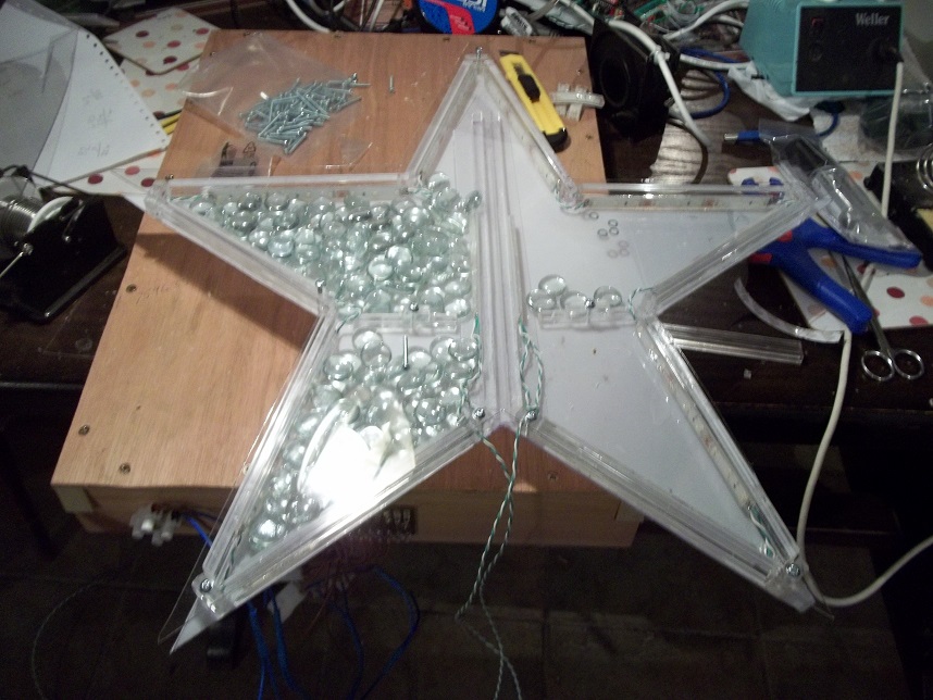 Temporary Outside Enclosure (Christmas Lights!) | DIYnot Forums