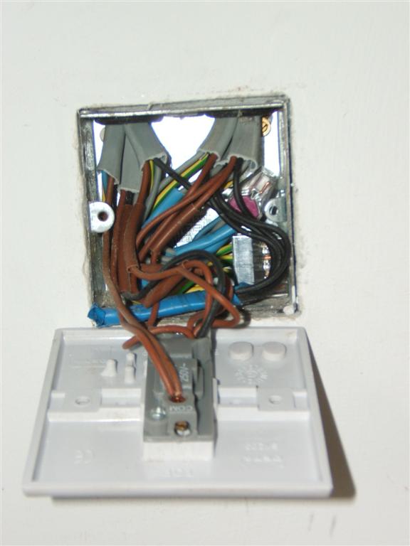 External light switch | DIYnot Forums