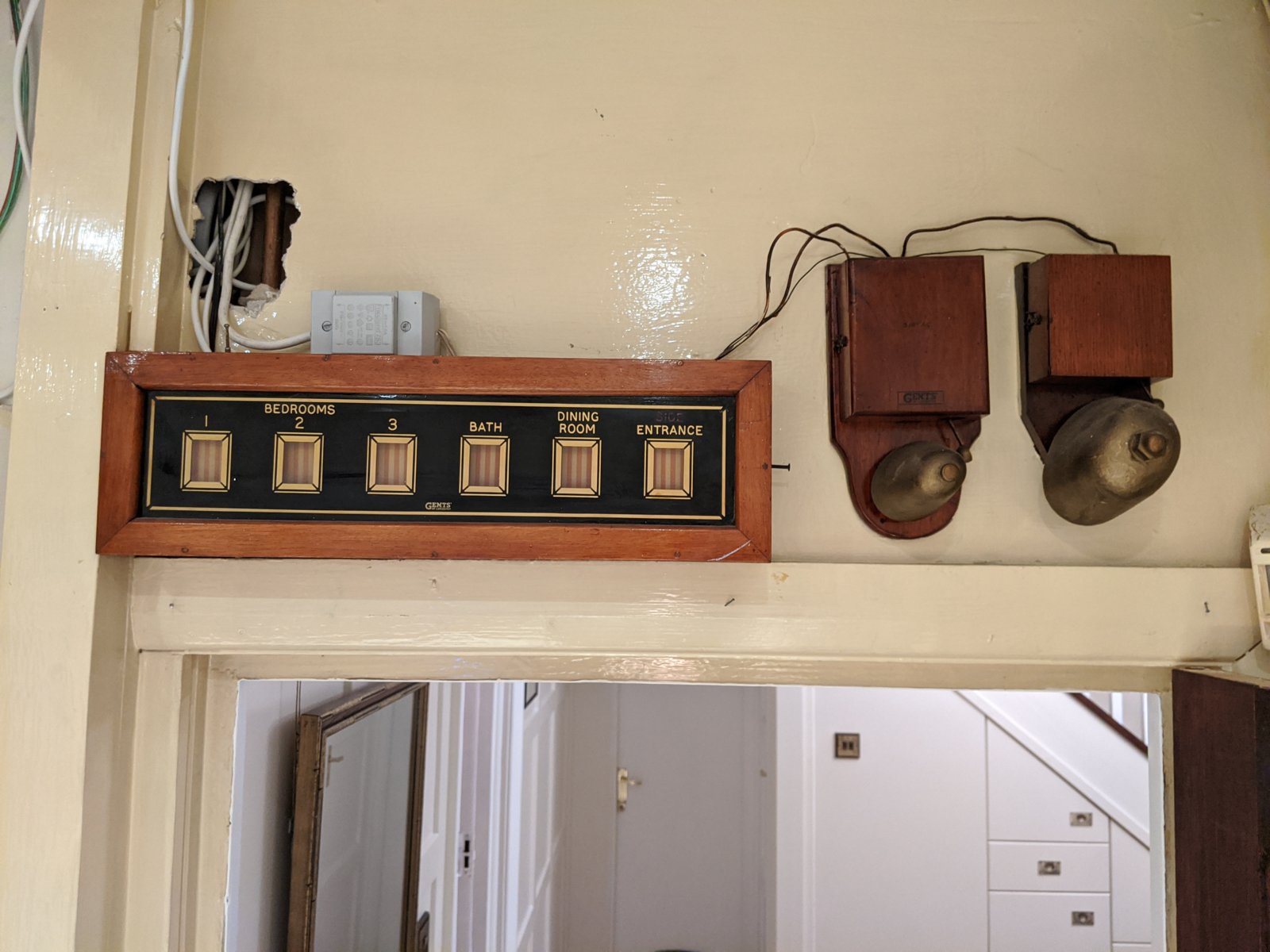 Ring Pro Doorbell (24vac) with old 8v bell system? | DIYnot Forums
