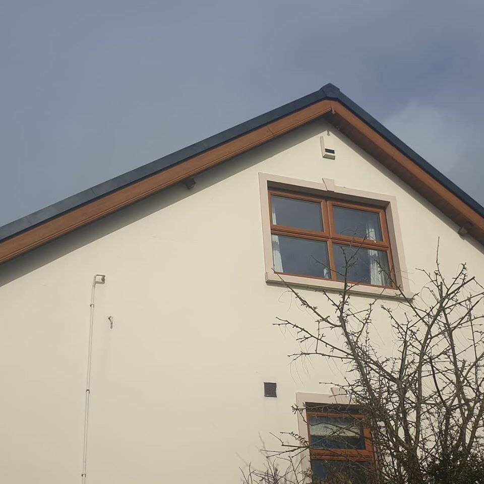 Dry Verge OK to be fitted over existing render/undercloak? | DIYnot Forums