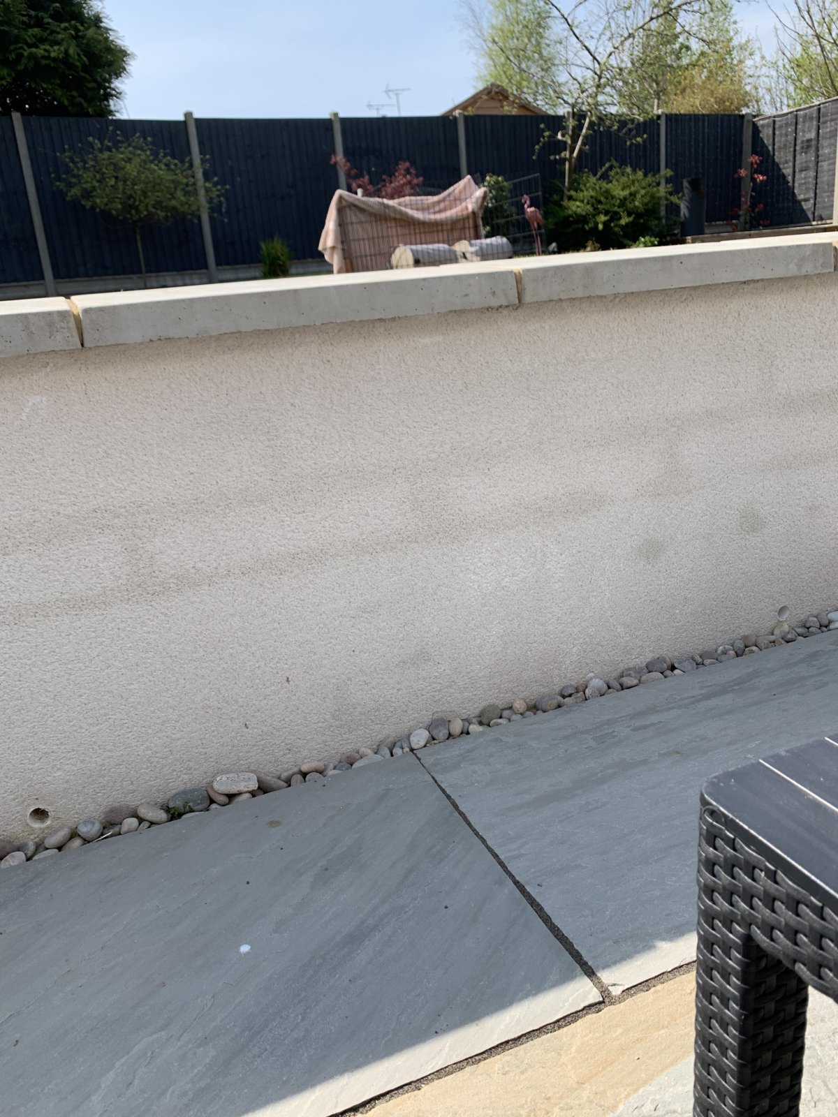 Garden wall K rendered ghosting. Paint? | DIYnot Forums