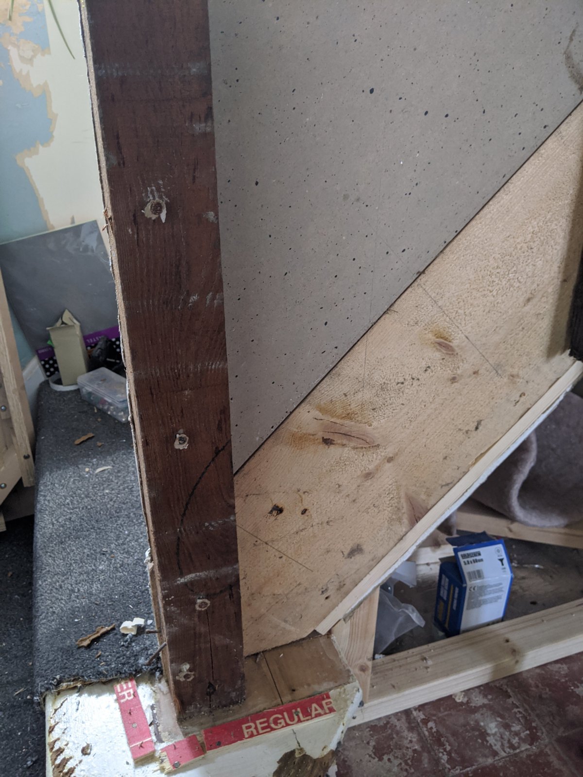 Stair Newels | DIYnot Forums