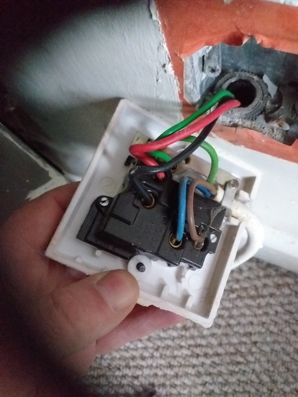 Storage heaters arent working properly | DIYnot Forums