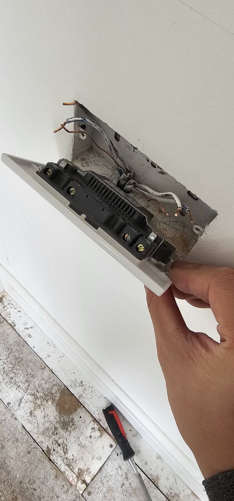 Is what i need a socket spacer? | DIYnot Forums