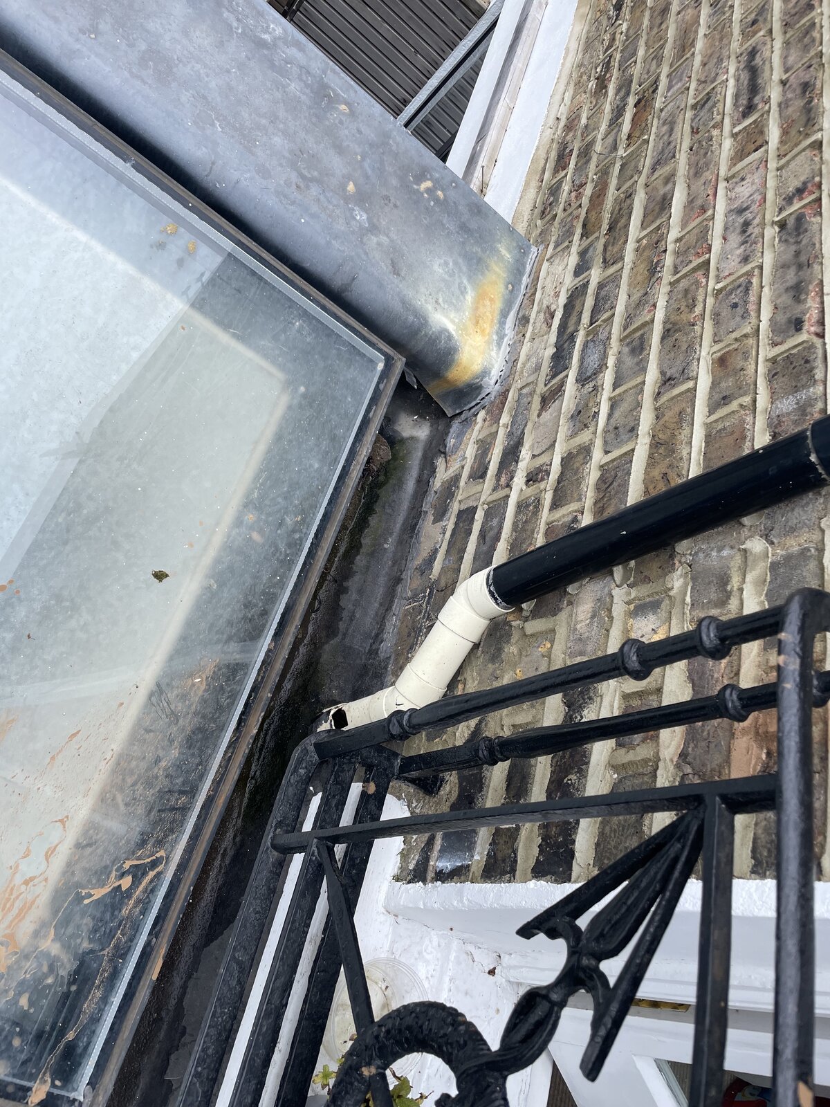 How to repair a damaged waste pipe (Ed.) | DIYnot Forums