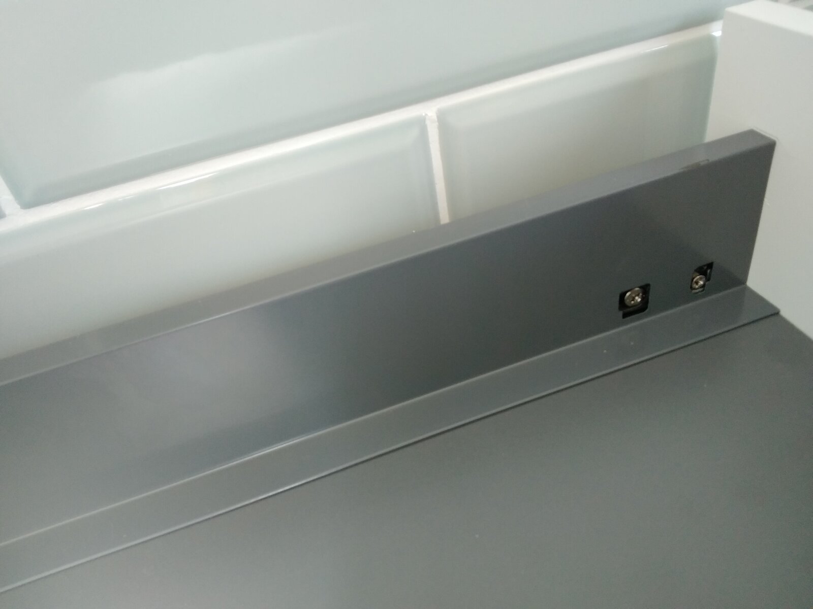 Kitchen Drawer front removal | DIYnot Forums