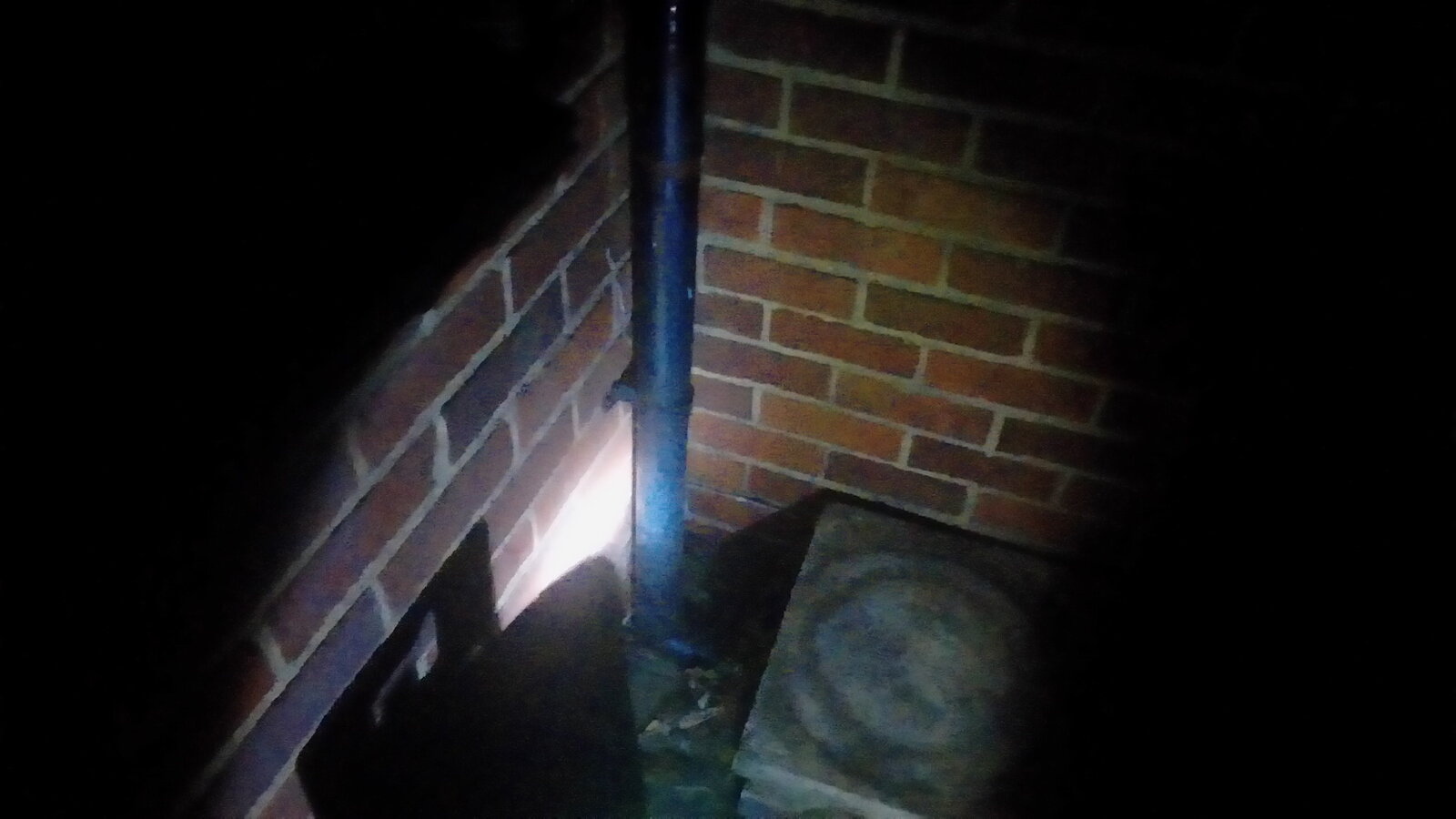 The old 68mm to 63mm down pipe problem. | DIYnot Forums