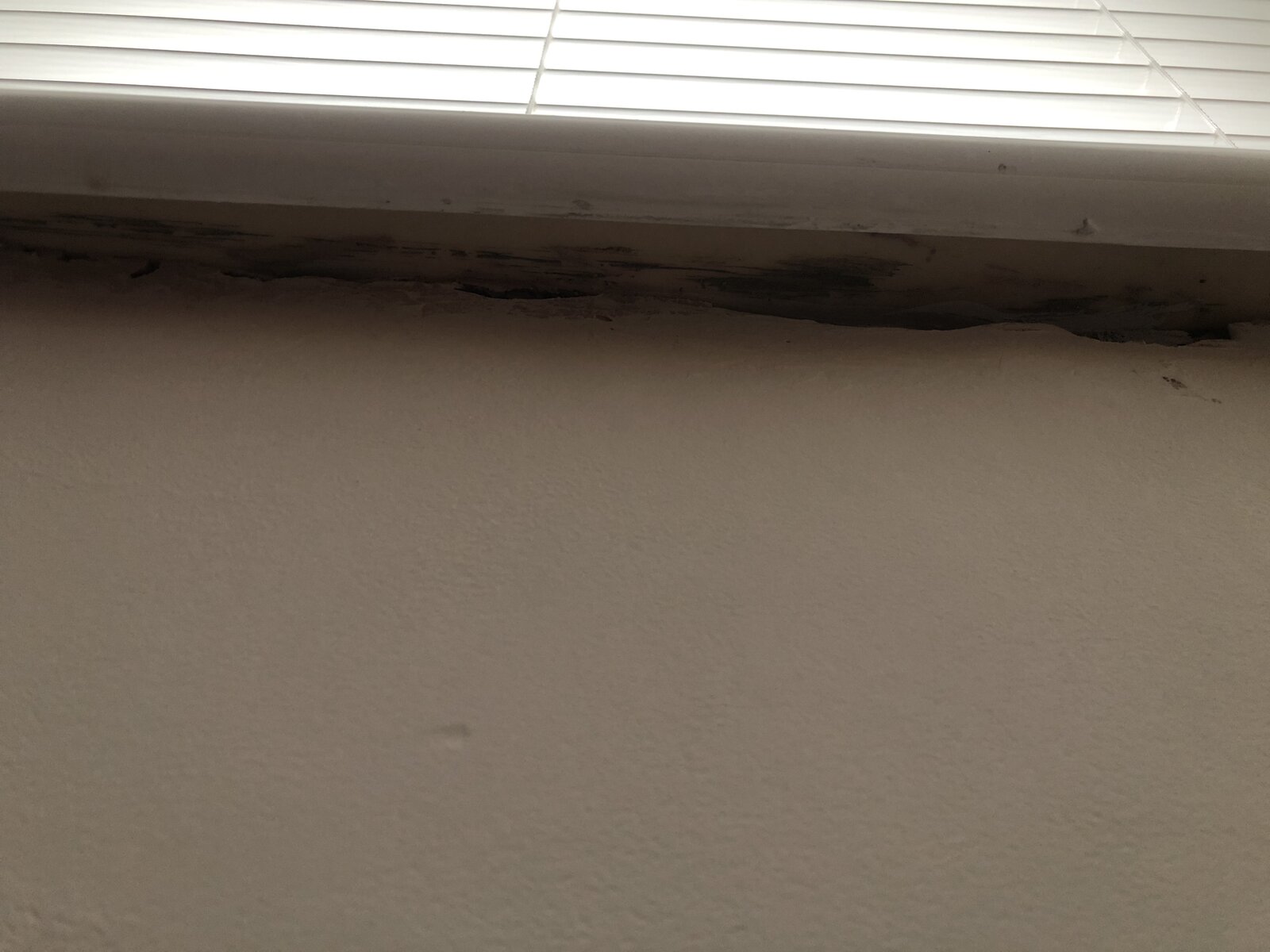 Gap underneath PVC window sill. | DIYnot Forums