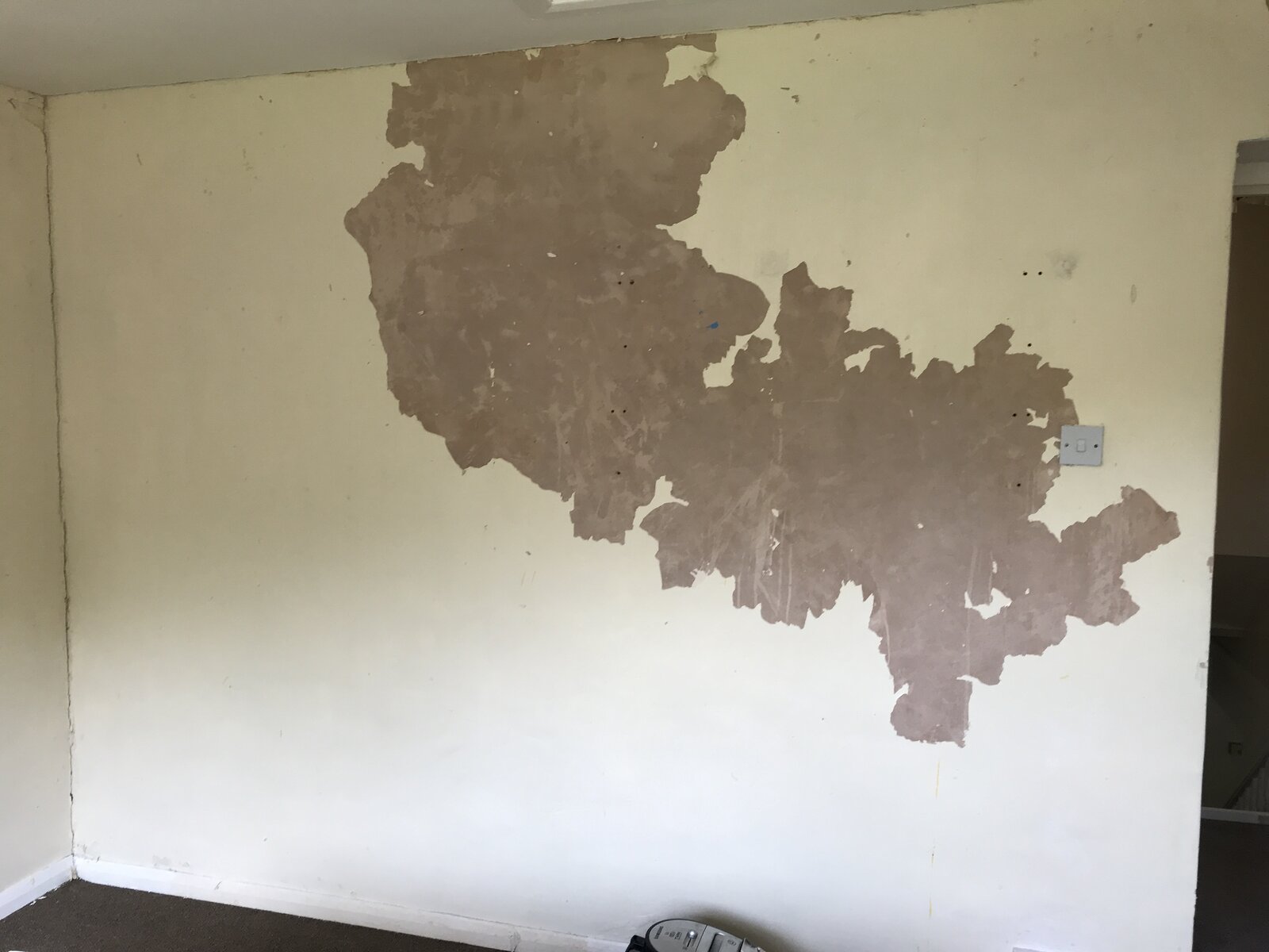 Primer / mist coat came off in patches when removing wallpaper | DIYnot ...