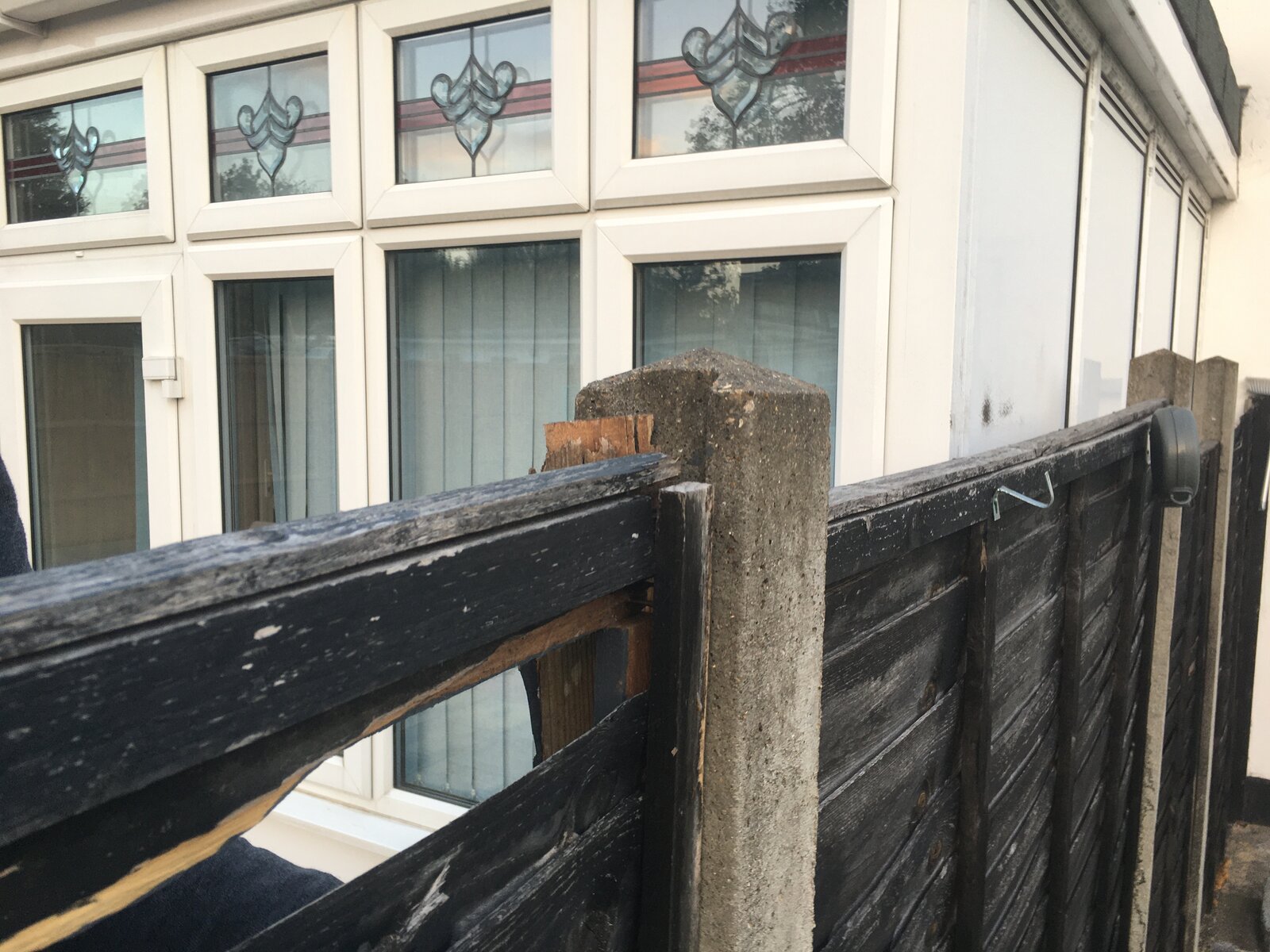 Neighbour attached washing line to My fence panel | DIYnot Forums
