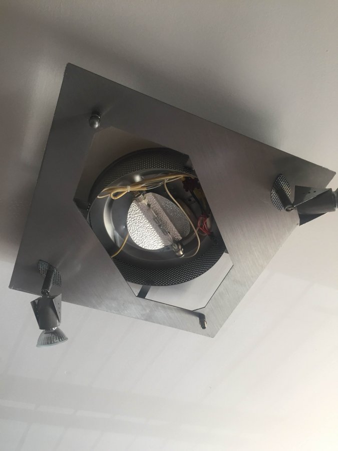 Replacing Ceiling Light | DIYnot Forums