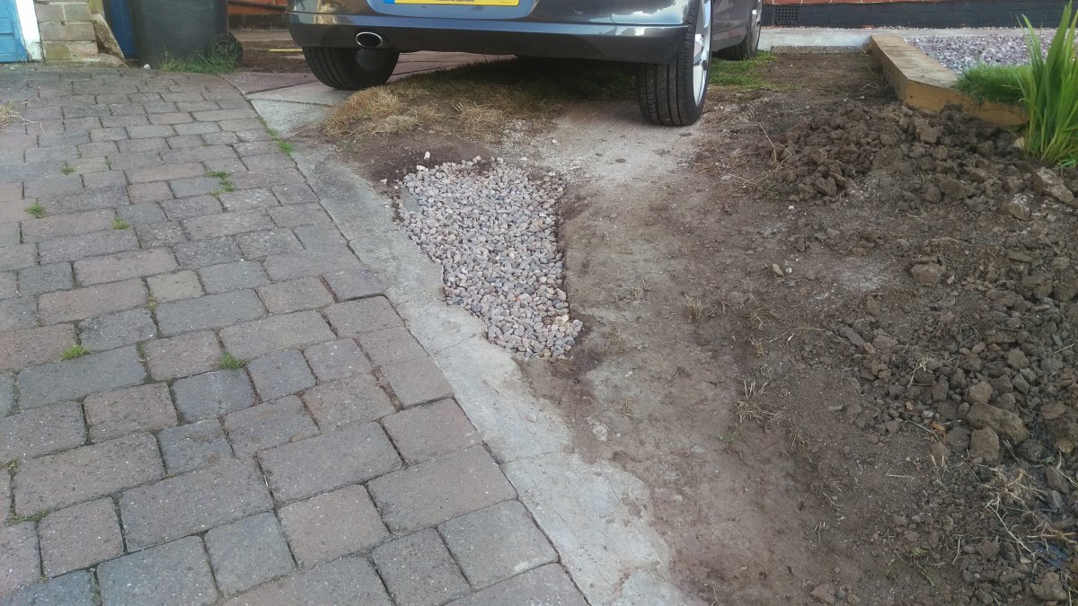 Gravel for temporary driveway | DIYnot Forums