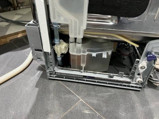 Dishwasher drain pump problem | DIYnot Forums