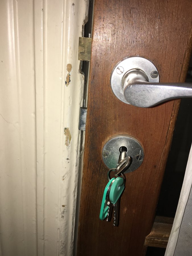 Door lock style width | DIYnot Forums
