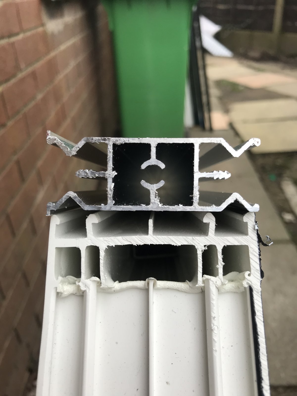 Fitting aluminium couplers to Rehau frames? | DIYnot Forums