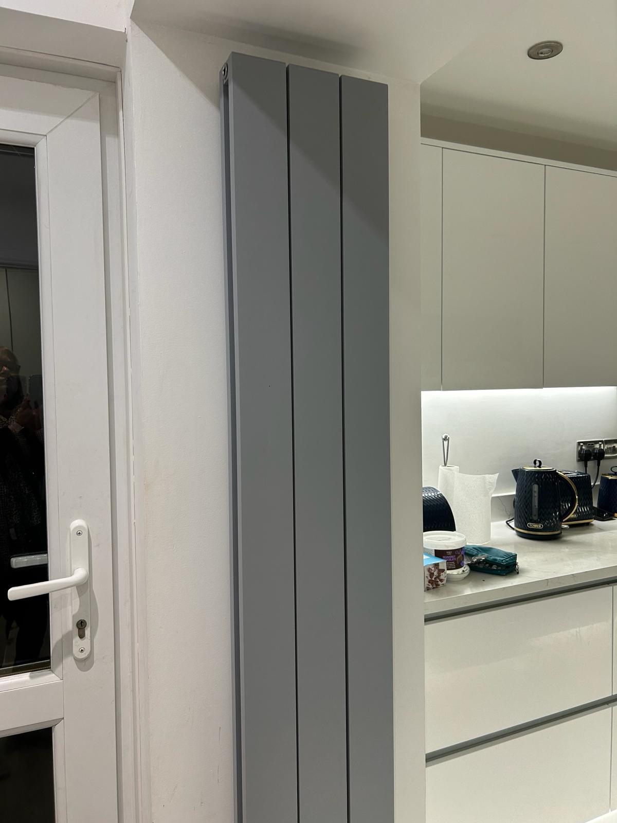 Vertical radiator ID | DIYnot Forums