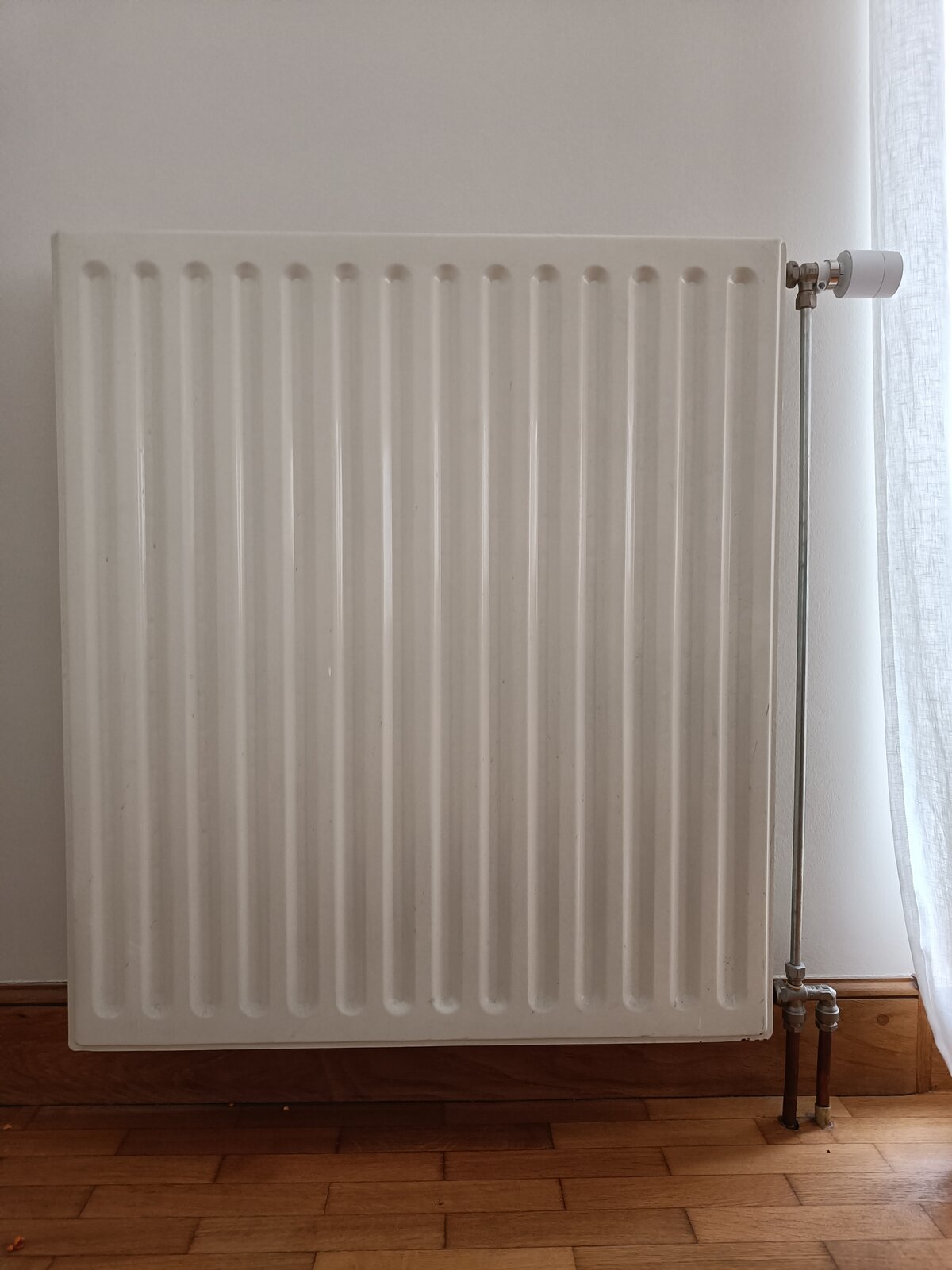 All radiators on one side of apartment cold | DIYnot Forums