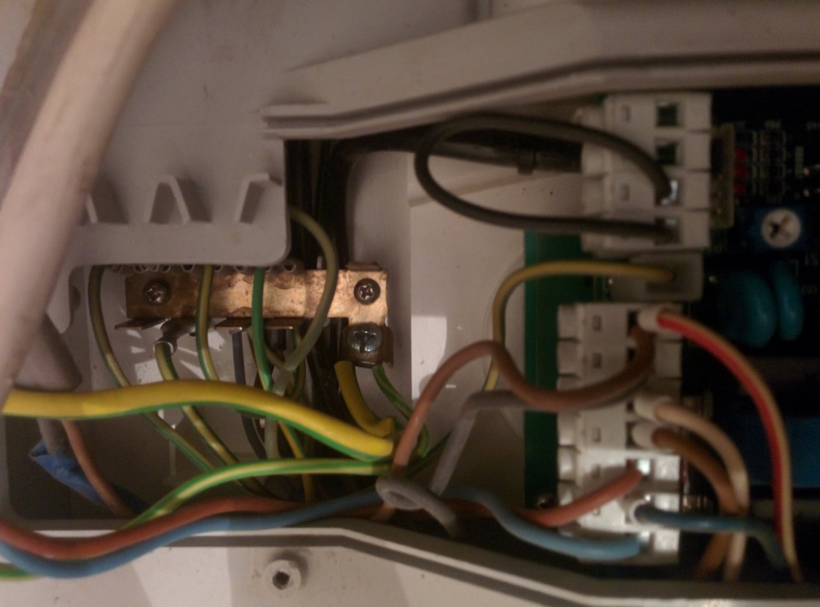 Nest and vokera syntesi 35 | DIYnot Forums