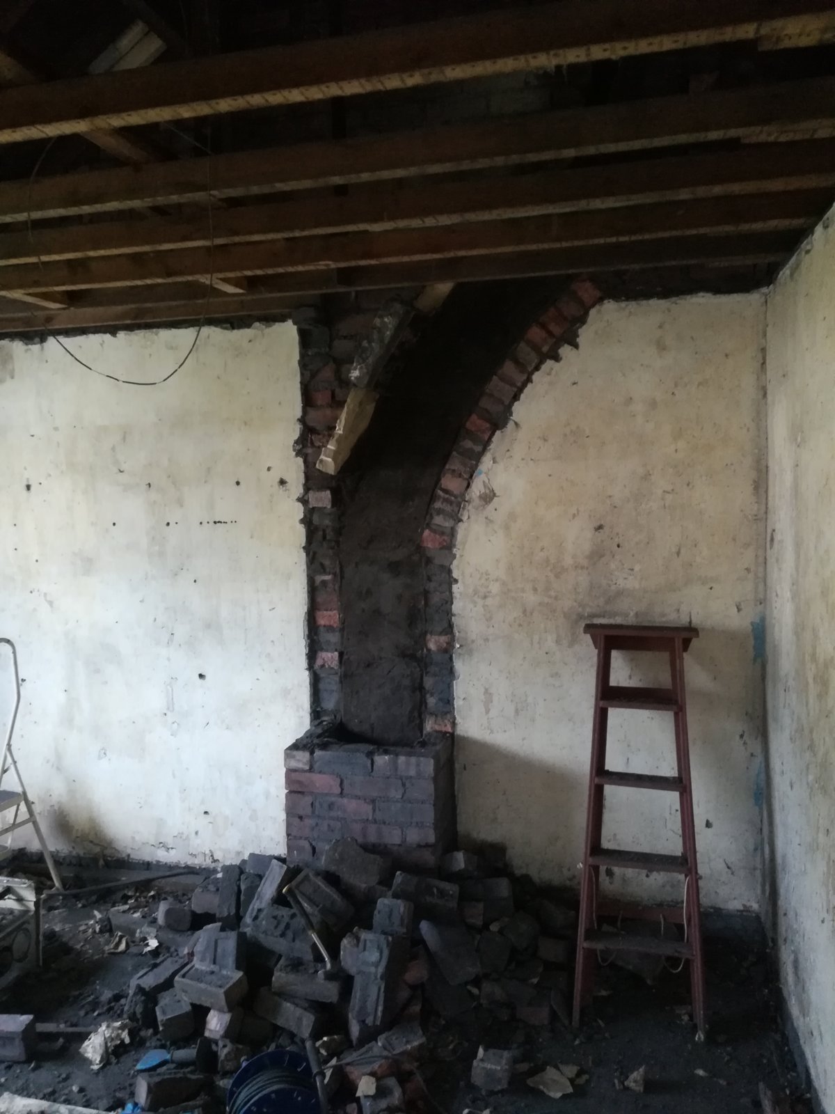 Removing chimney breast with stone | DIYnot Forums