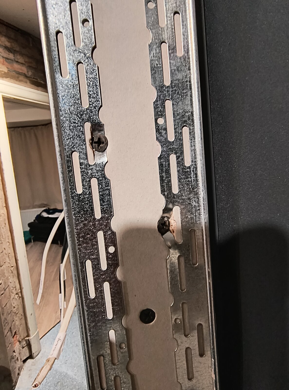 Plasterboarding around a external corner | DIYnot Forums