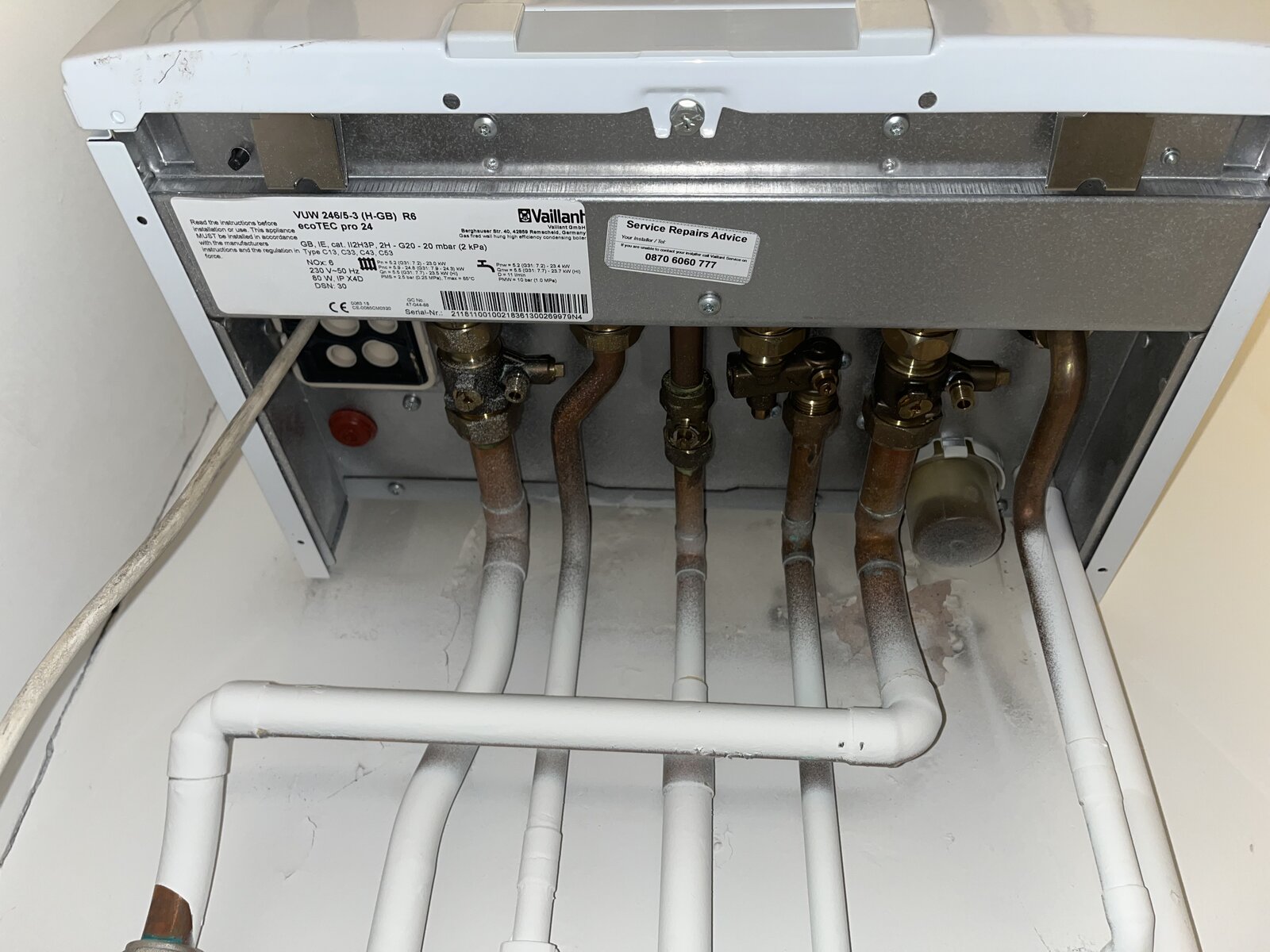 Vaillant EcoTec Pro 28: F.22 warning (low pressure), but no filling loop | DIYnot Forums