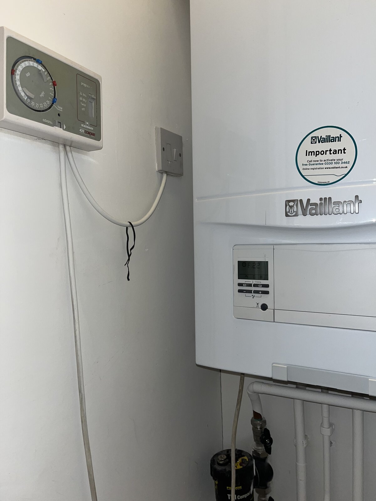 Vaillant EcoTec Pro 28: F.22 warning (low pressure), but no filling loop | DIYnot Forums