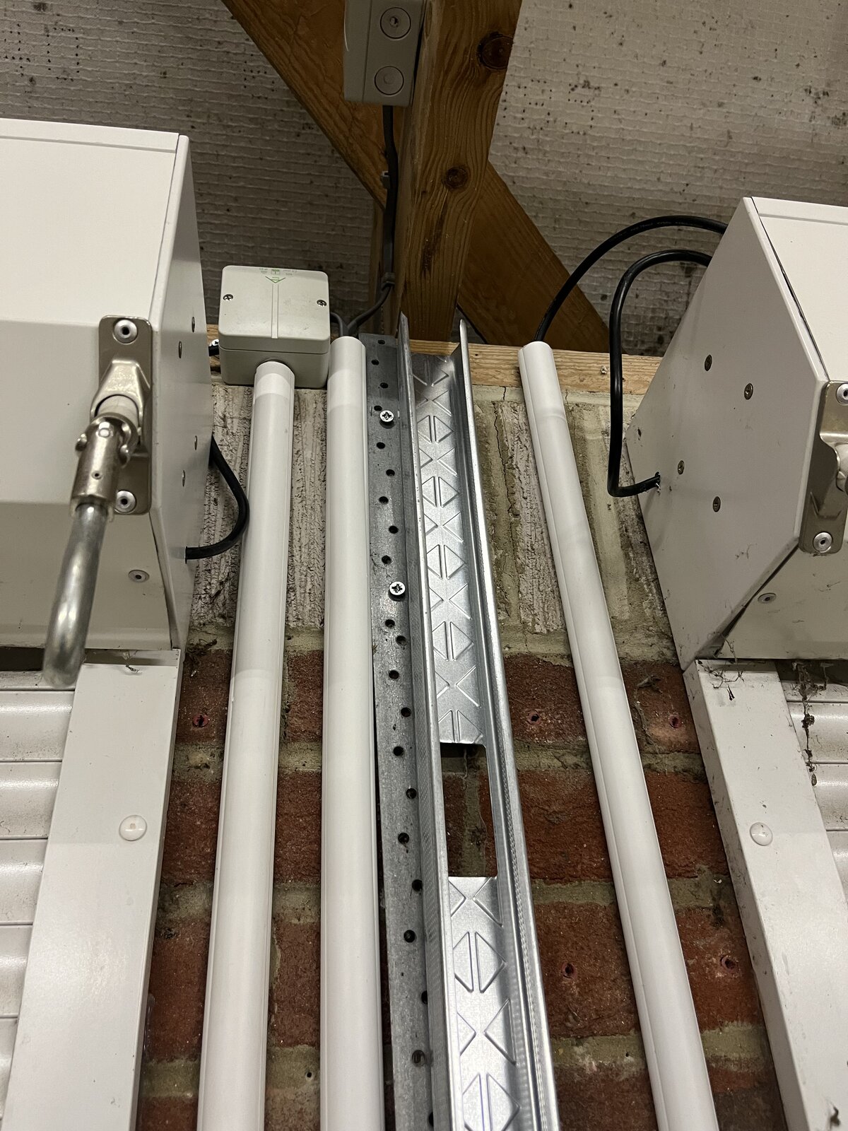 Metal Stud Obstruction | DIYnot Forums