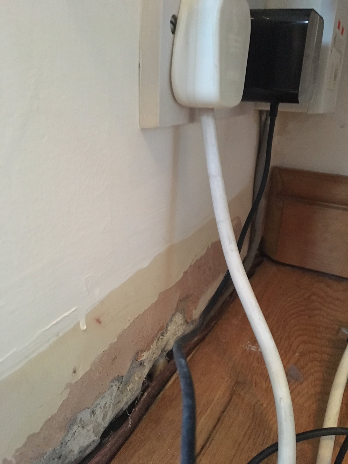 Ease of Moving Plug Socket | DIYnot Forums