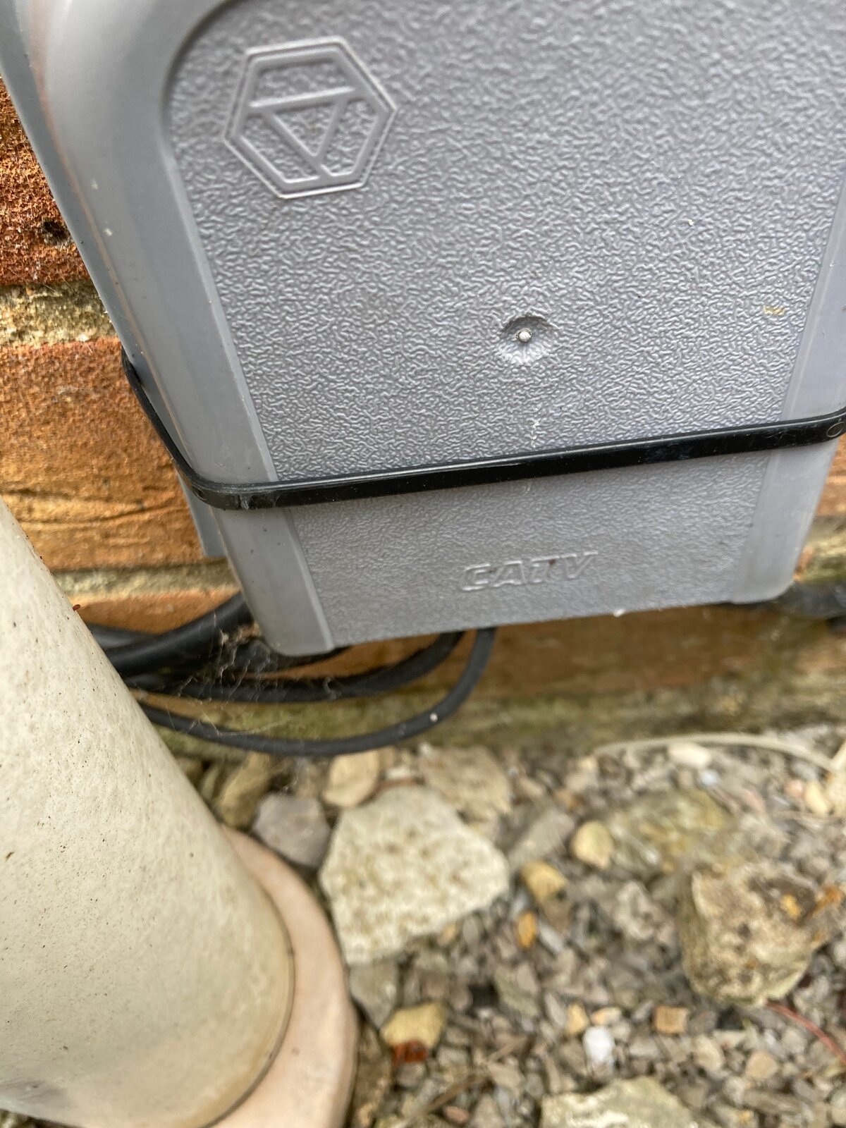 what cable is it? | DIYnot Forums